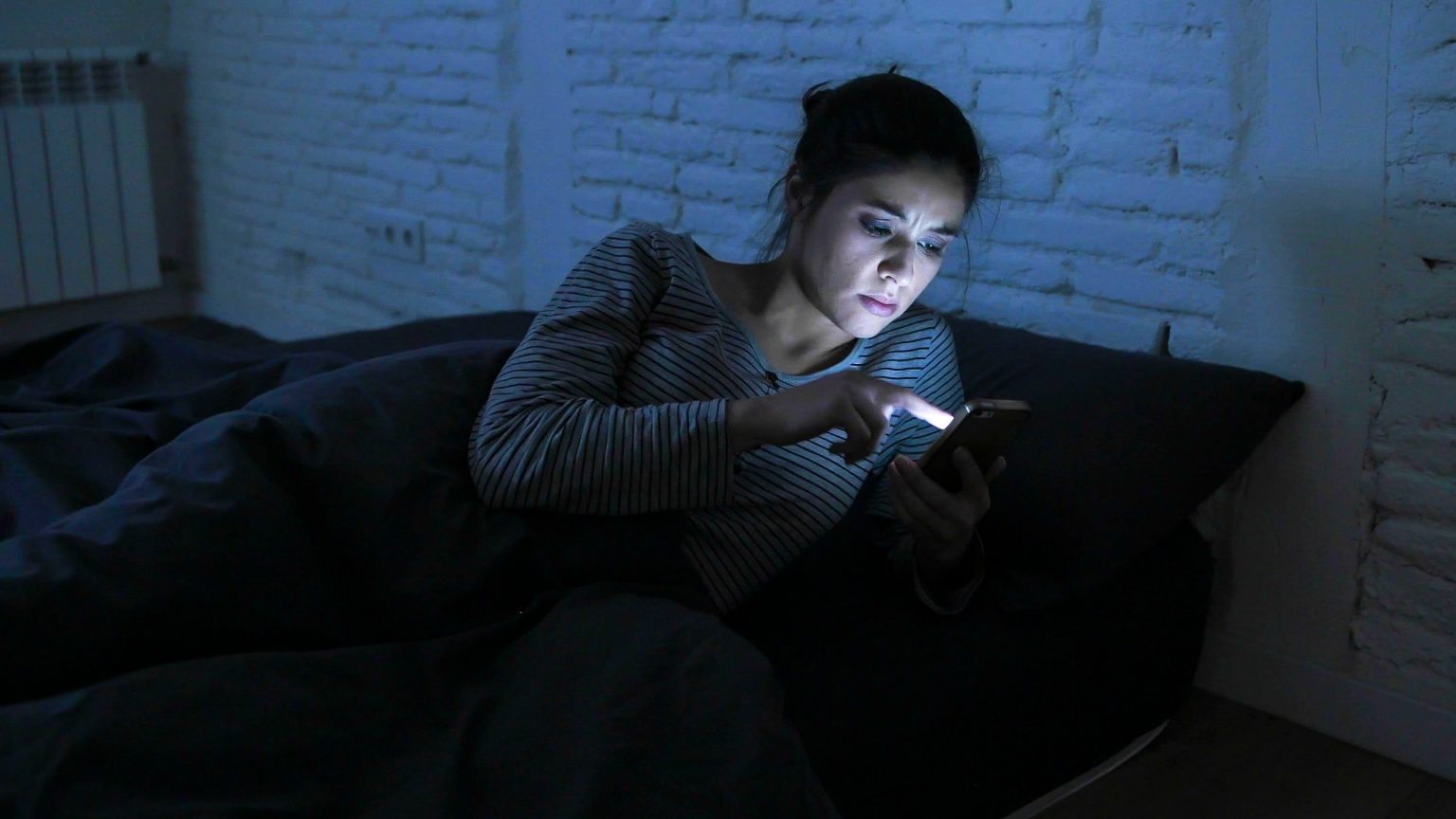 Why Do I Keep Waking Up At Night? 8 Unexpected Causes